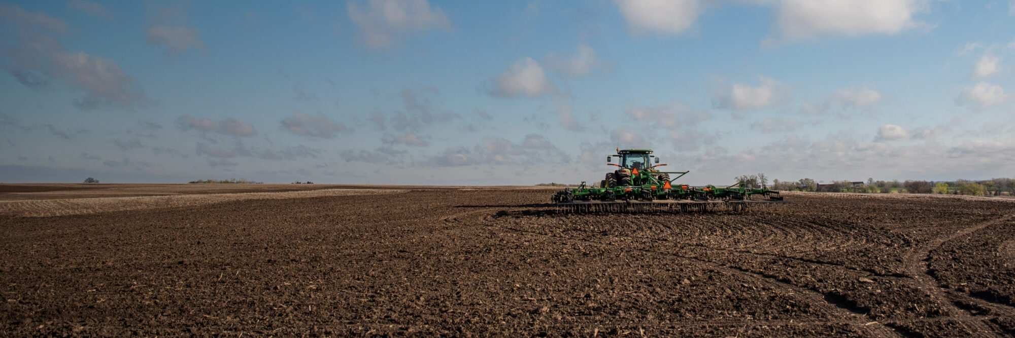 tractor hero image scaled | The Callaway Bank